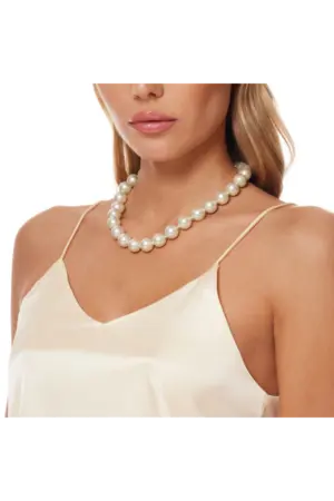 KENNETH JAY LANE Kenneth Jay Lane Light Cultura Pearl Necklace - Gold