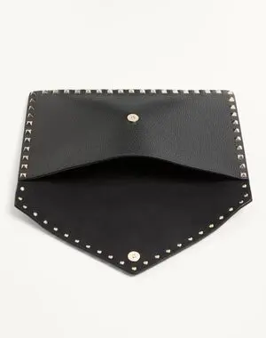 Valentino Garavani Rockstud Grainy Calfskin Envelope Pouch