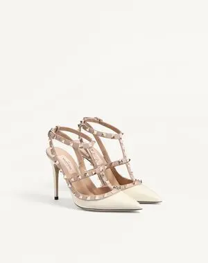Valentino Garavani Rockstud Patent Leather Caged Pump - Ivory/poudre
