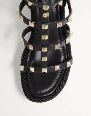 Valentino Garavani Rockstud Wedge Sandal - Black