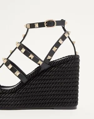Valentino Garavani Rockstud Wedge Sandal - Black