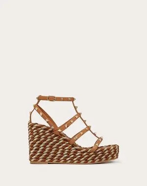Valentino Garavani Valentino Garavani Rockstud Calfskin Wedge Sandal With Straps 95 Mm Light Brown