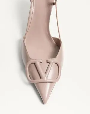 Valentino Garavani Vlogo Slingback Pumps - Poudre