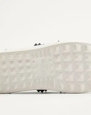 Valentino Garavani Rockstud Untitled Sneaker - White/ Black