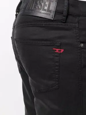 DIESEL® 2060 D-strukt 069nc Slim-cut Jeans