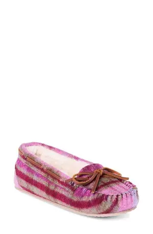 Minnetonka Textured Flats For Women