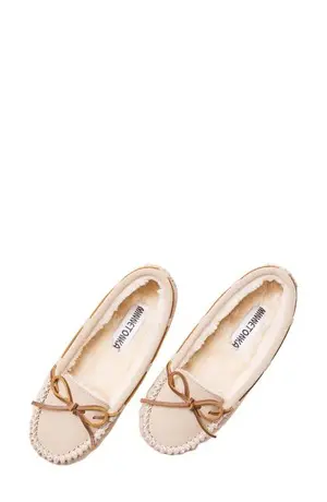 Minnetonka Cally Slipper - Stone