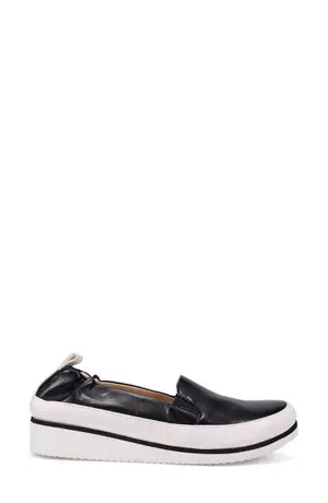 Ron White Nell Slip-on Sneaker