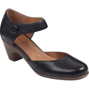 Easy Spirit Heeled Pumps