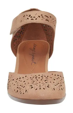 Easy Spirit Cindie Pump - Natural Nu