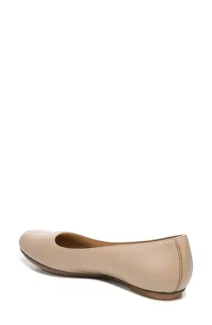 Naturalizer True Colors Maxwell Flat - Barely Nude