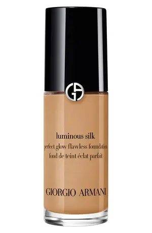 ARMANI Luminous Silk Natural Glow Foundation 06.5 - Medium/warm Undertone