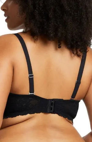 MONTELLE INTIMATES Lace Bralette - Black
