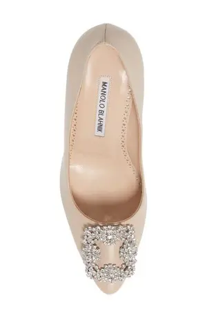 Manolo Blahnik Hangisi Embellished Satin Pumps - Nude
