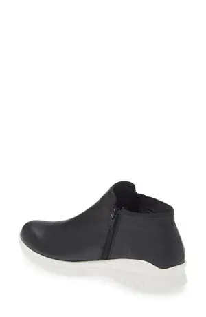 Naot Zodiac Sneaker - Jet Black Leather