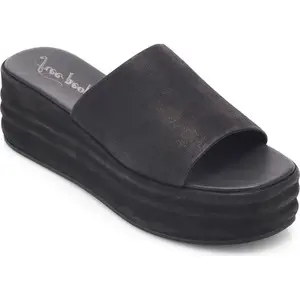Cleo Skechers