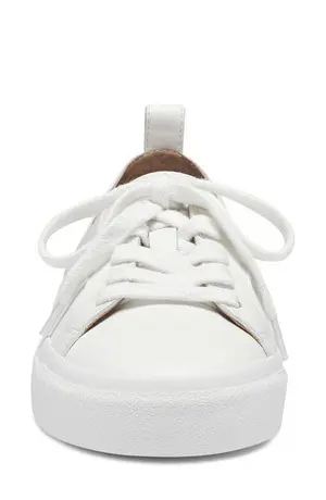 Lucky Brand Dansbey Low-top Sneakers
