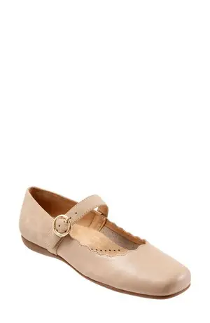 Scalloped Flats For Women