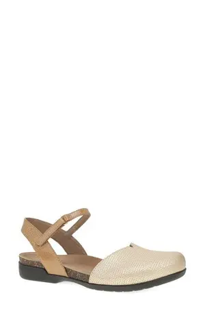 Women's Neutral Flat Sandals