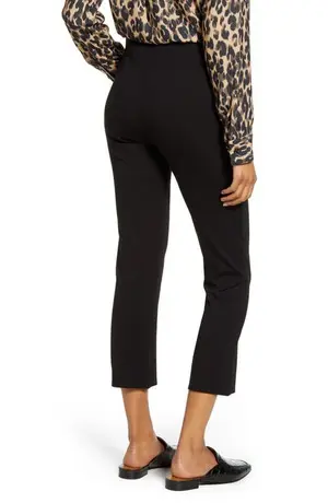 Lyssé Kick Flare Crop Leggings - Black