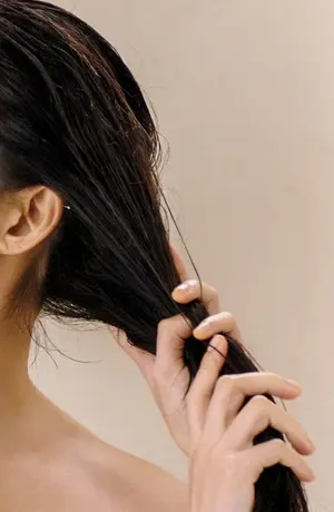 Aveda Damage Remedy™ Daily Hair Repair