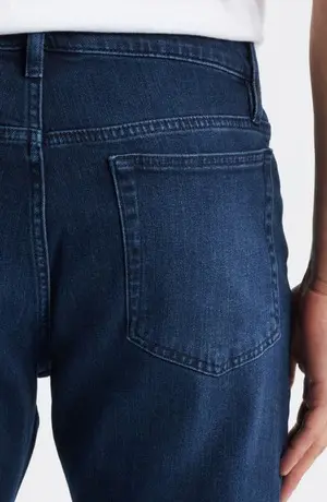 FRAME L'homme Athletic Fit Jeans