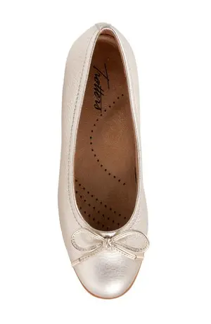 Trotters Dellis Ballet Flat
