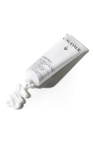 CAUDALIE Vinoperfect Glycolic Peel Face Mask