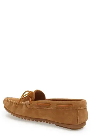Minnetonka Classic Driving Shoe - Taupe