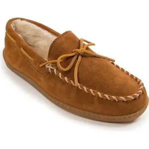 Men's Minnetonka Products