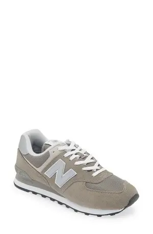 New Balance Classic