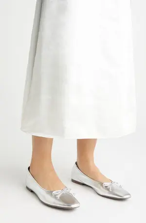Schutz Arissa Square Toe Ballet Flat - Prata