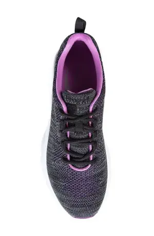 PROPET Stability Fly Sneaker - Black/berry Fabric