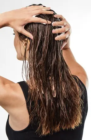 BUMBLE AND BUMBLE Thickening Full Form Soft Hair Mousse - No Color