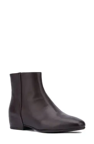Aquatalia Ulyssa Waterproof Leather Bootie - Dark Brown
