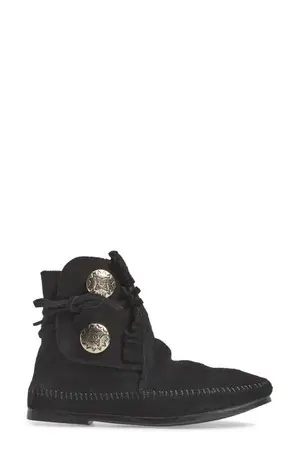 Minnetonka Two-button Hardsole Bootie - Black