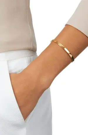 Monica Vinader Fiji Bud Cuff
