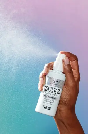 IT COSMETICS Your Skin But Better Setting Spray+