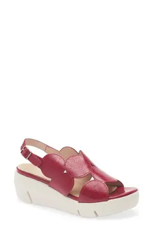 WONDERS Platform Sandal - Lack Berry