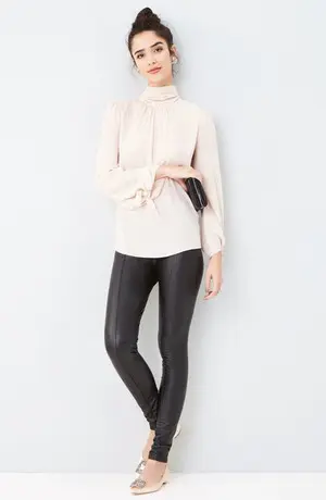 Lyssé High Waist Faux Leather Leggings - Black