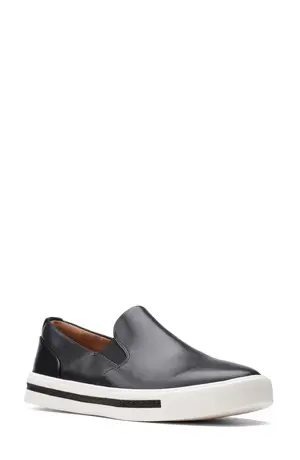Clarks Un Maui Stride Slip On Sneaker