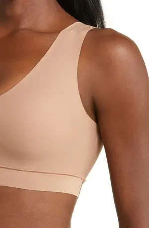 Chantelle Soft Stretch Padded V-neck Bralette - Coffee Latte