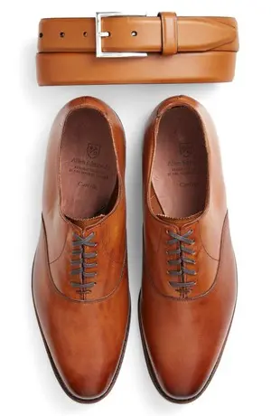 Allen Edmonds Carlyle Plain-toe Oxford - Walnut