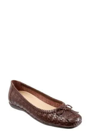 Trotters Textured Flats For Women