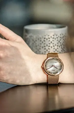 MIDO Commander Mesh Strap Watch - Rose Gold