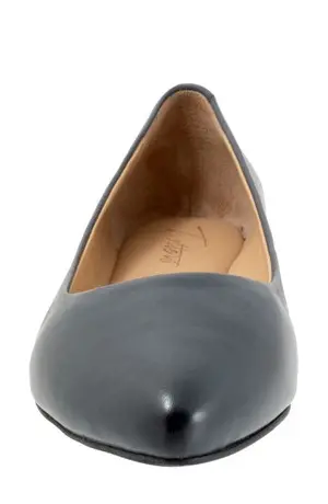 Trotters Estee Ballet Flat - Navy