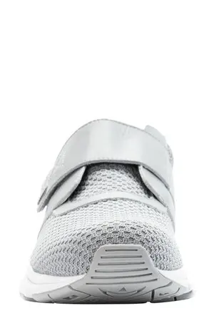 PROPET Stability X Strap Sneaker - Light Grey Fabric