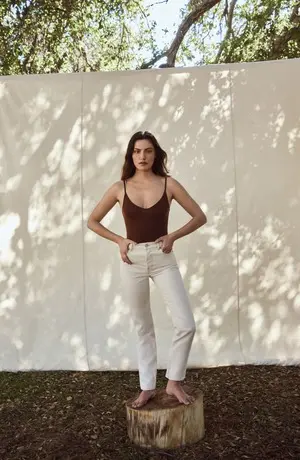 REFORMATION Cynthia High-Rise Relaxed Jeans Bone