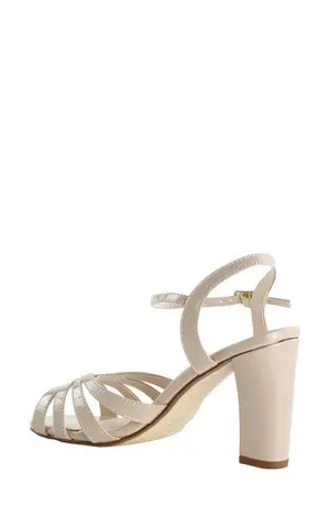 TOUCH UPS Maeve Sandal