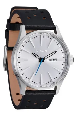 Nixon Nixon Sentry Leather Strap Watch Chrome / Silver Sunray / Black